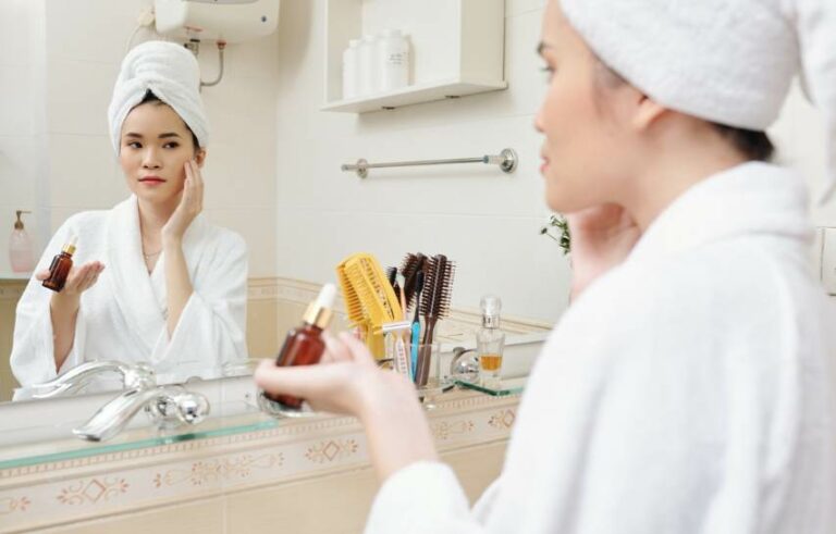 Ternyata ini Cara Menggunakan Essence yang Benar - Gabag Indonesia